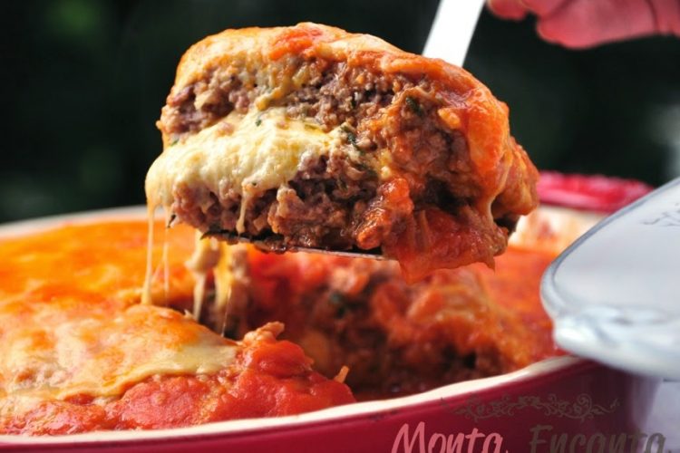 Polpetone à bolonhesa - Duplo Queijo - Monta Encanta