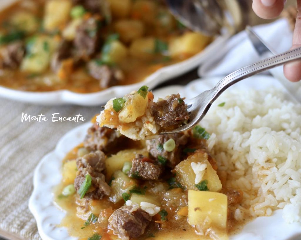 Vaca atolada, um picadinho de parar o trânsito! - Monta Encanta