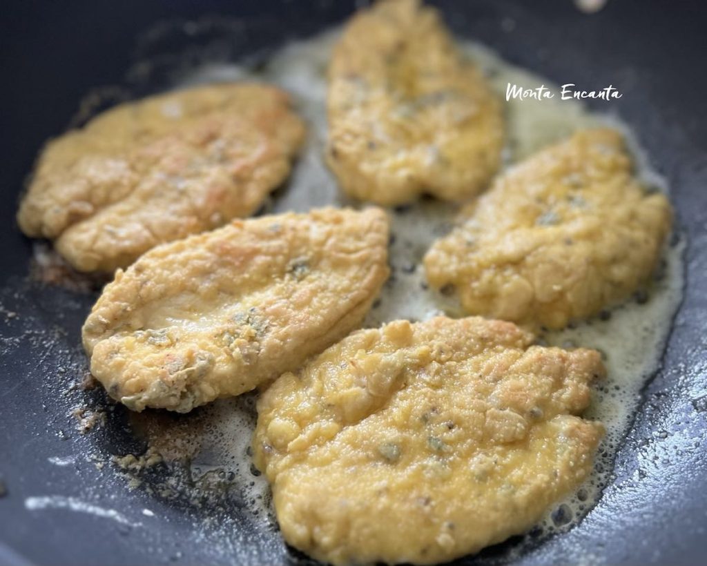 Sassami empanado low carb de frango! - Monta Encanta